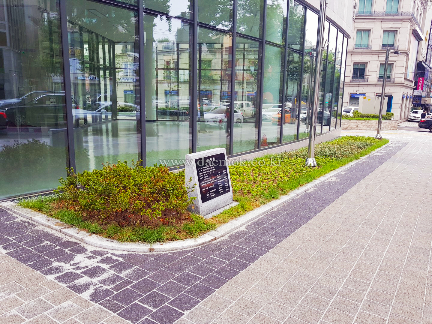 나라키움 신사동 빌딩 신축공사 중 조경공사 공사사례 주대목환경건설주대목환경건설